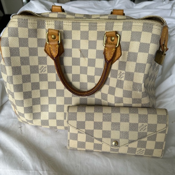 Louis Vuitton | Bags | Louis Vuitton Envelope Wallet With Zippered ...